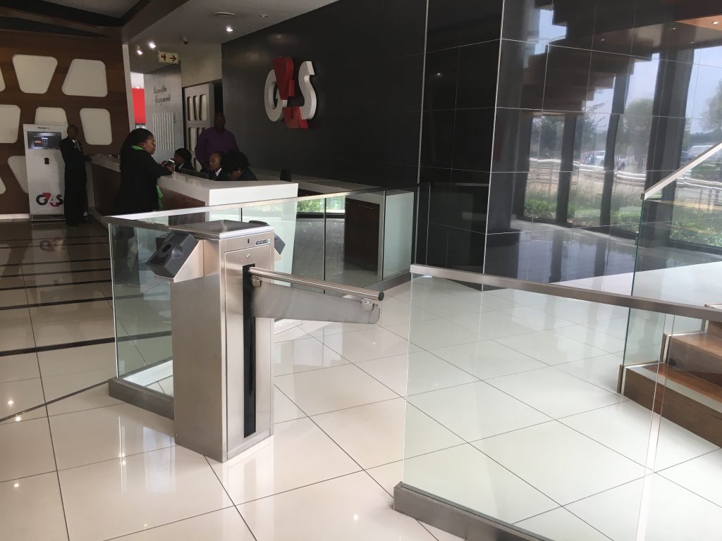 Drop arm barrier for G4S HQ - Turnstar